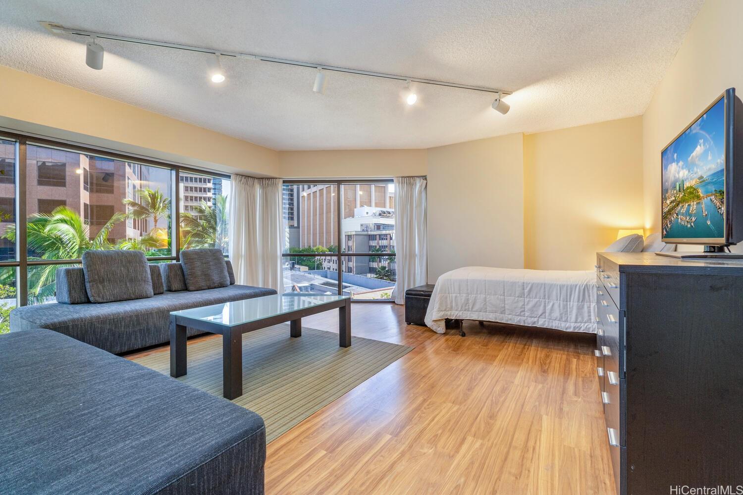 Executive Centre #512, 1088 Bishop Street, Honolulu | Downtown