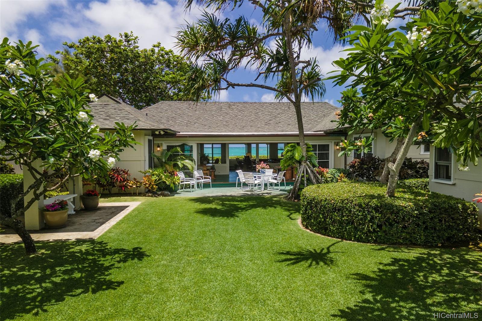 1112 Mokulua Drive , Kailua, Hi 96734 | Beachfront living! Lanikai