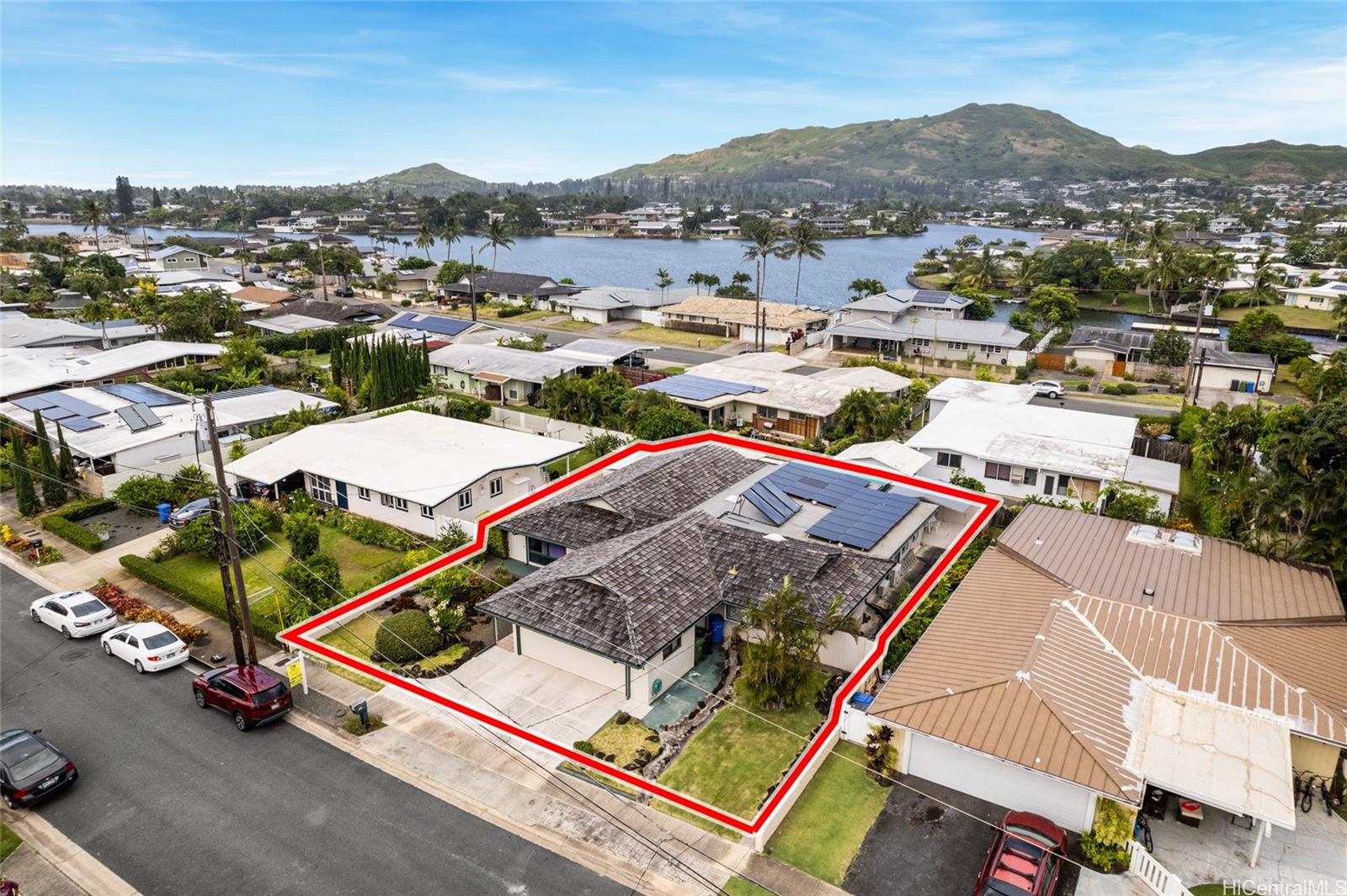 1181 Lauloa Street , Kailua - Hawaii House for sale Enchanted Lake | Kailua