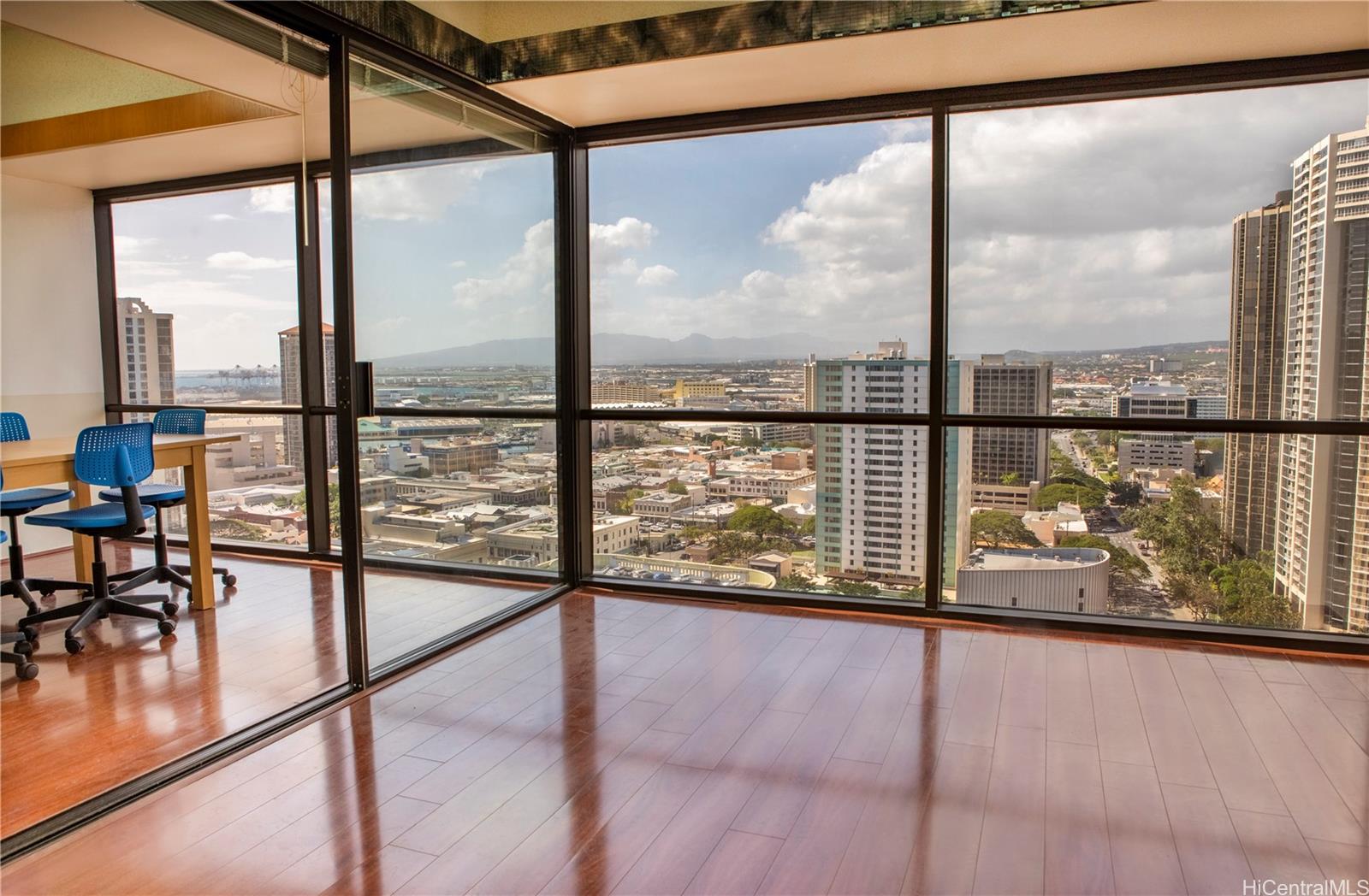 Century Square #2110, 1188 Bishop Street, Honolulu | Downtown