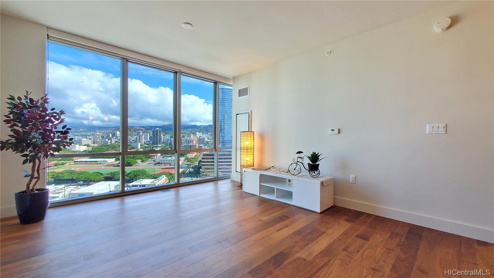 Waihonua #1808, 1189 Waimanu Street, Honolulu | Kakaako