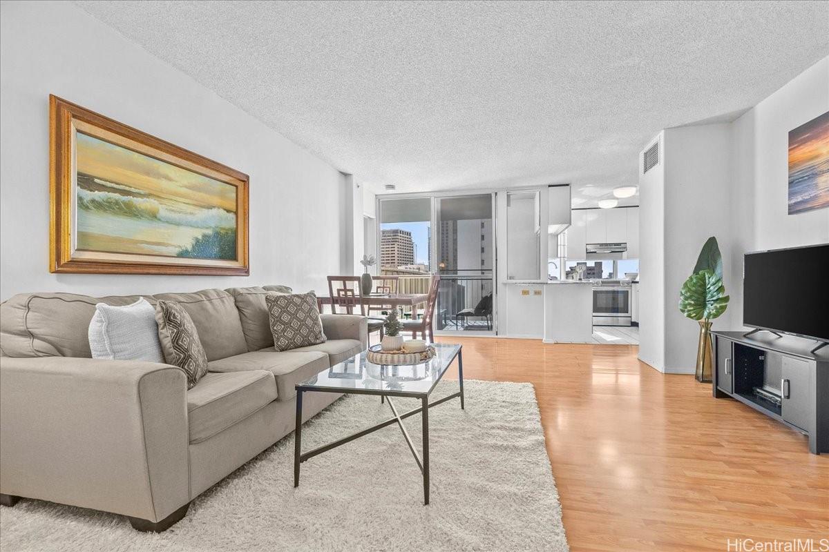 Honolulu Park Place #705, 1212 Nuuanu Ave, Honolulu | Chinatown