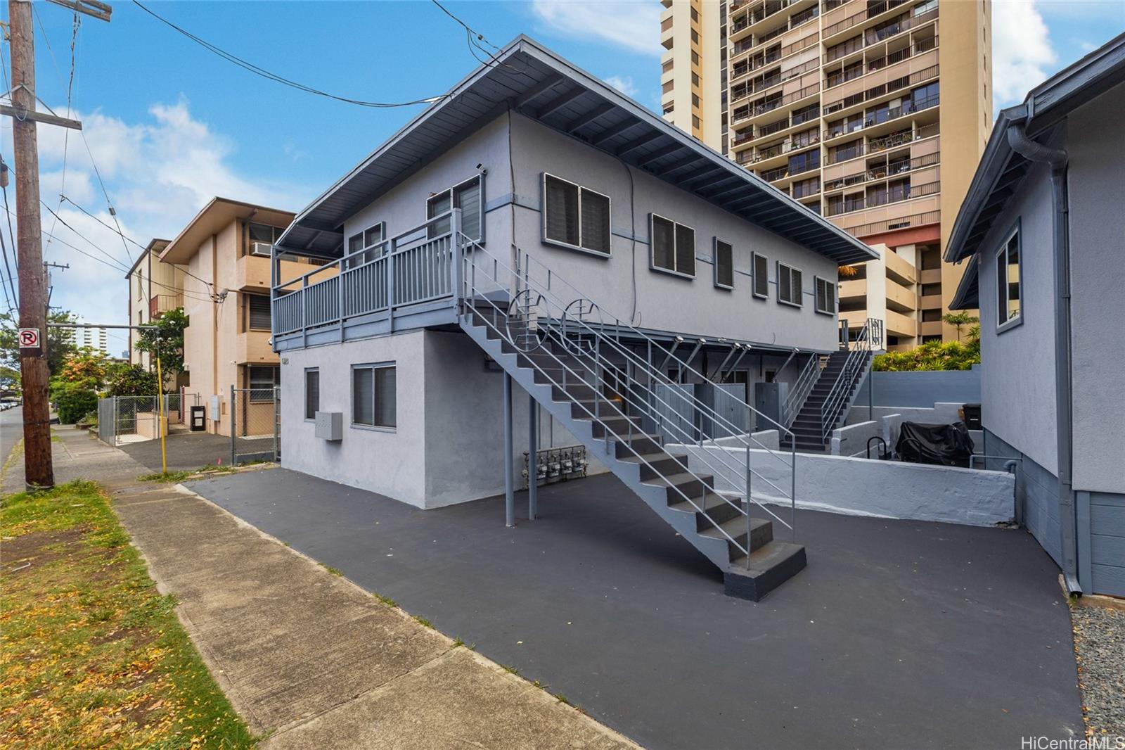 1223 Wilder Ave Makiki Area, Honolulu, Hi - Multi Family home Unavailable: