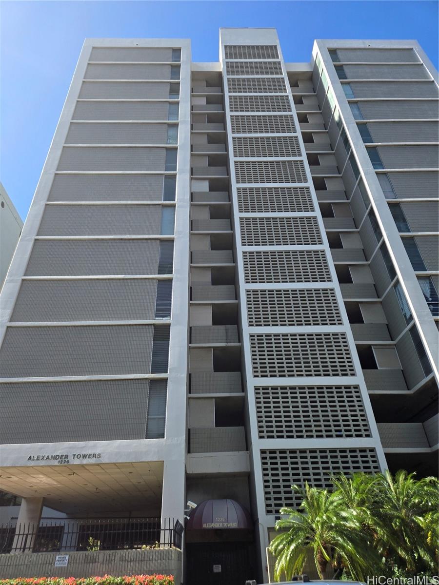 Alexander Towers #901, 1226 Alexander Street, Honolulu | Moiliili
