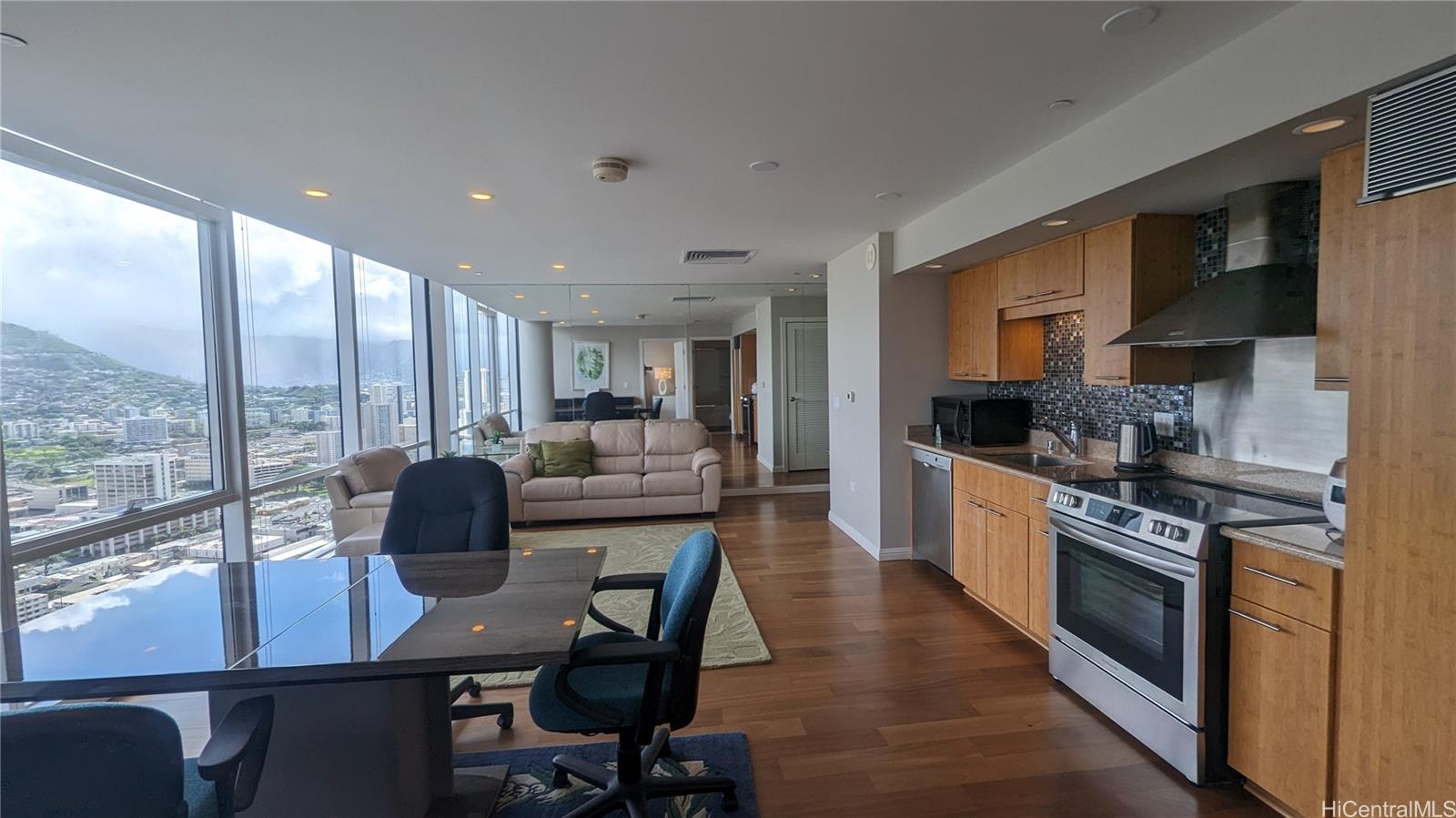 1296 Kapiolani Blvd Honolulu - Hawaii Rental Moana Pacific