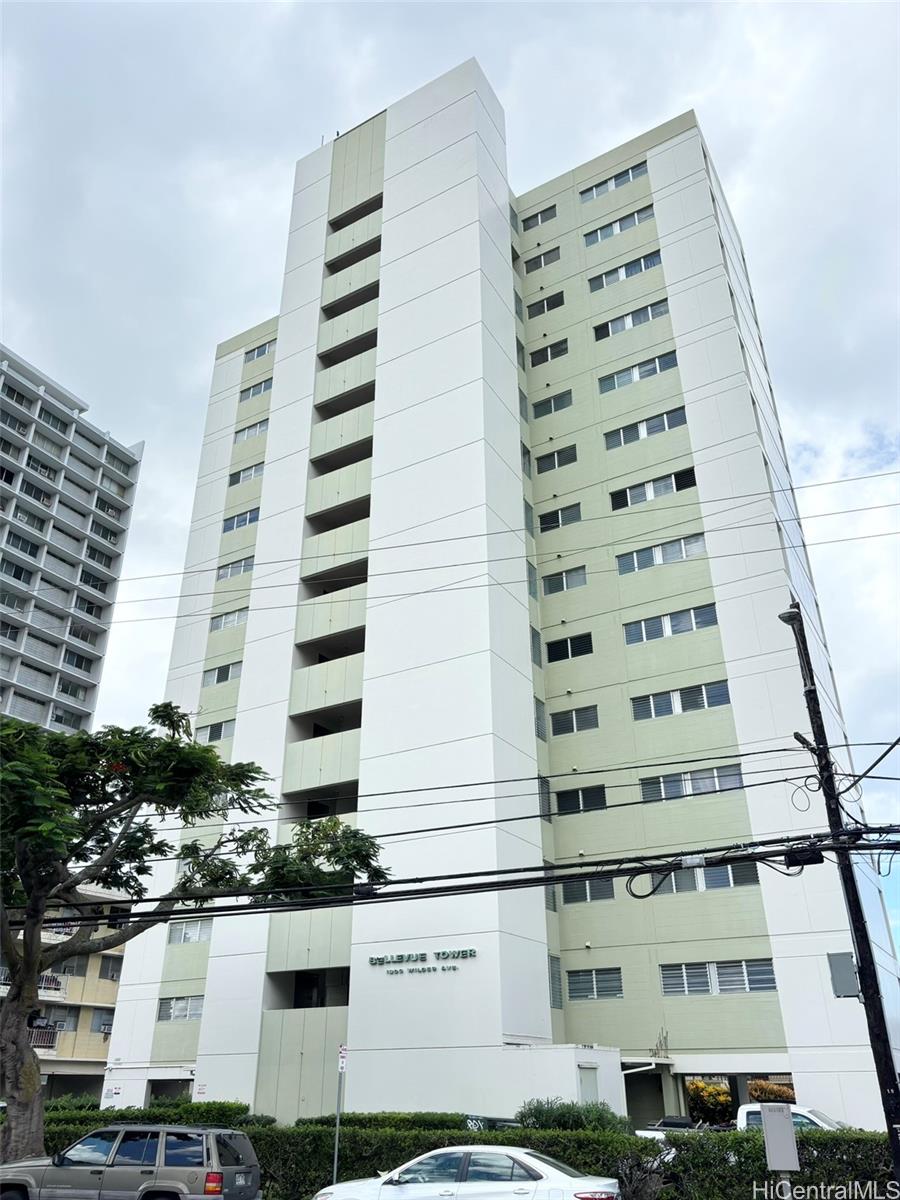 Bellevue Towers #201, 1309 Wilder Ave, Honolulu | Makiki Area