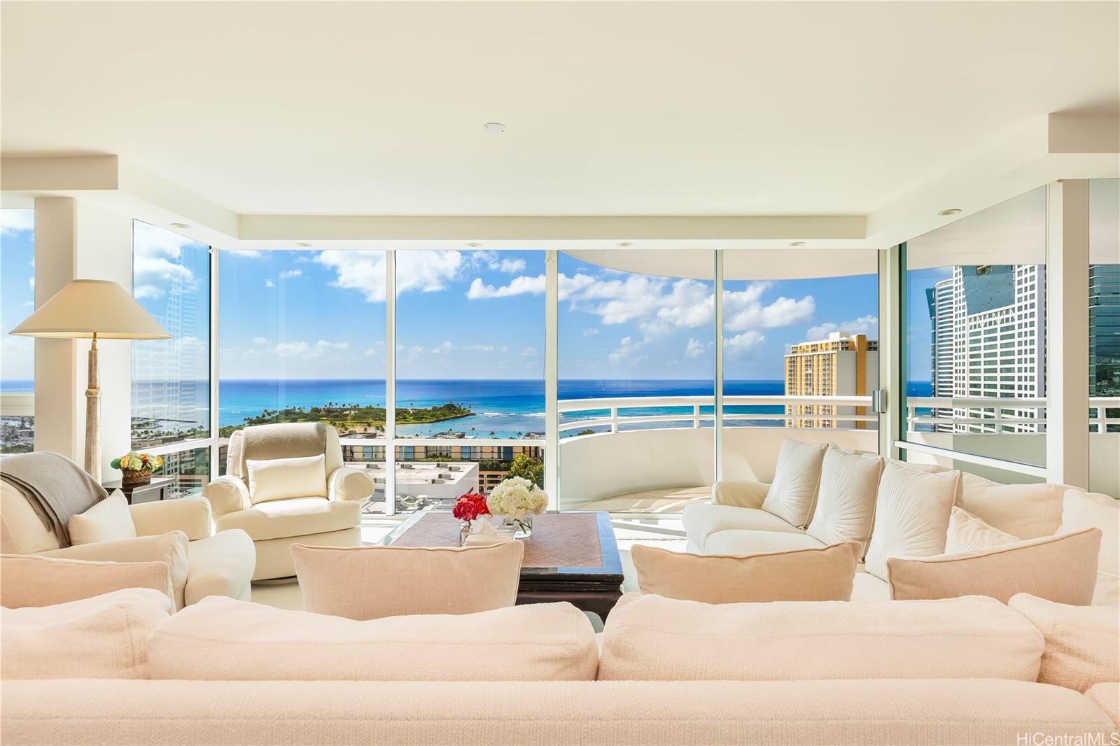 Uraku Tower Hawaii #28C, 1341 Kapiolani Blvd, Honolulu | Ala Moana