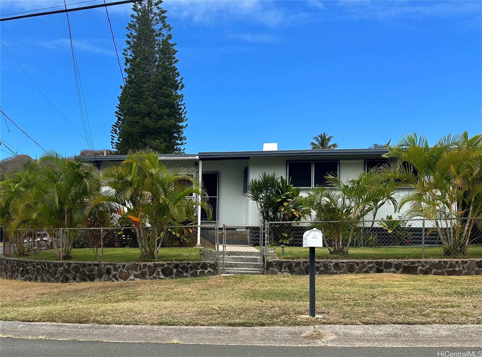 1354 Hele St , Kailua, Hi 96734 | Keolu Hills