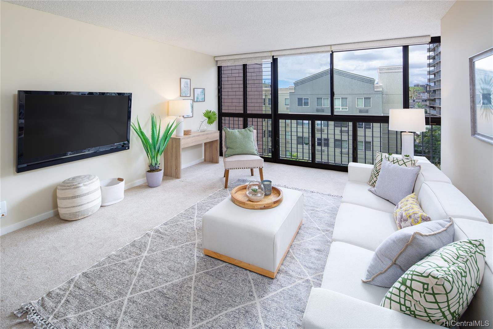 Victoria Towers #701, 1420 Victoria Street, Honolulu | Punchbowl Area