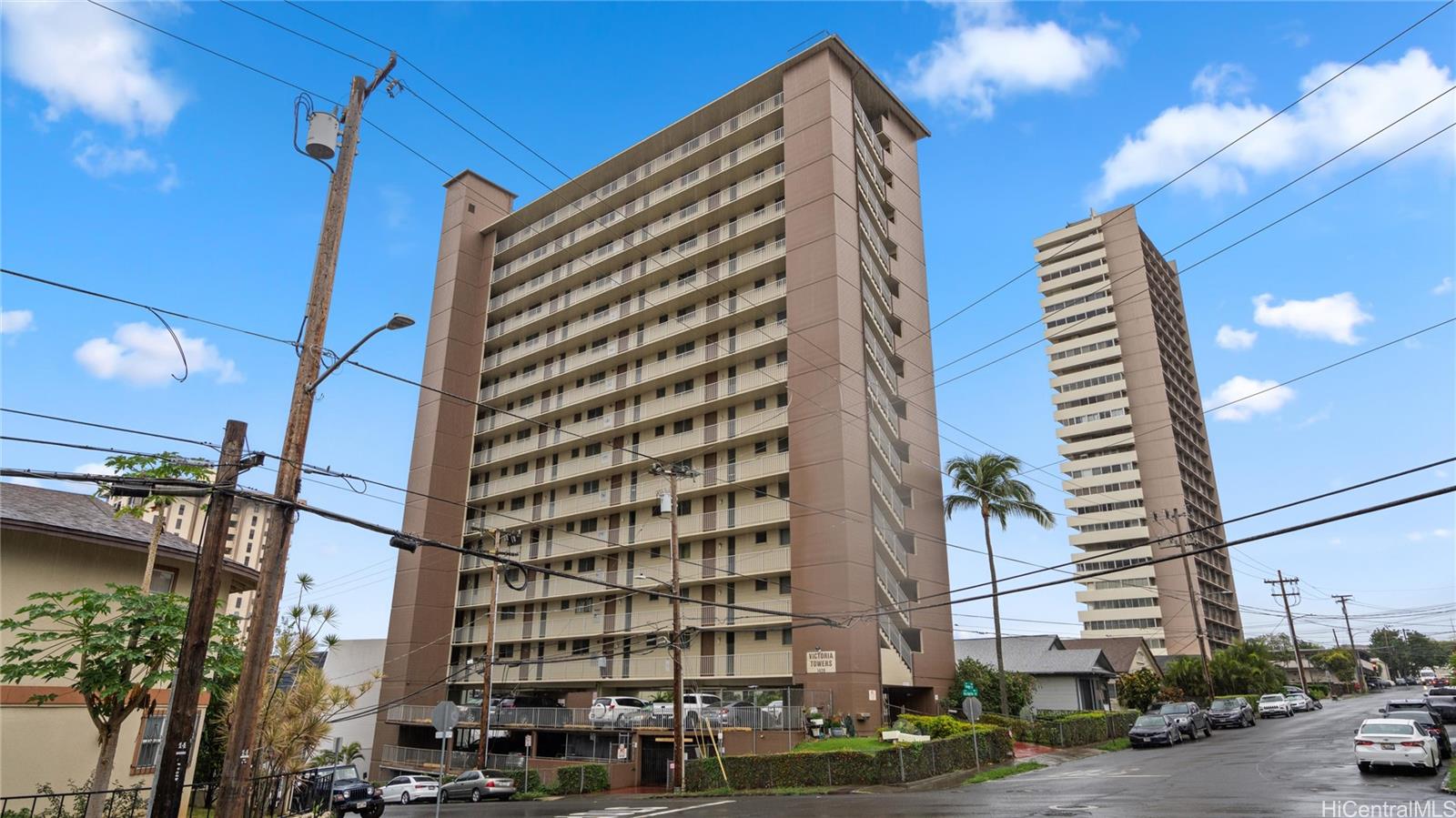 Victoria Towers #702, 1420 Victoria Street, Honolulu | Punchbowl Area