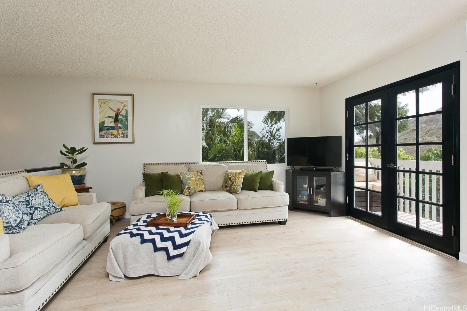 1449 Miloiki Street , Honolulu, Hi 96825 | Kamiloiki