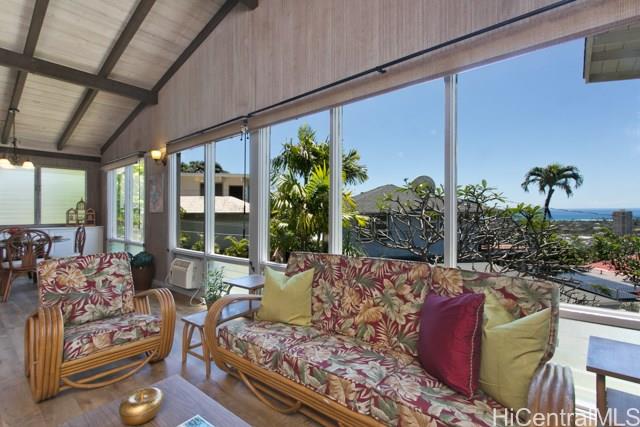 1525B Paula Drive , Honolulu, Hi 96816 | Wilhelmina