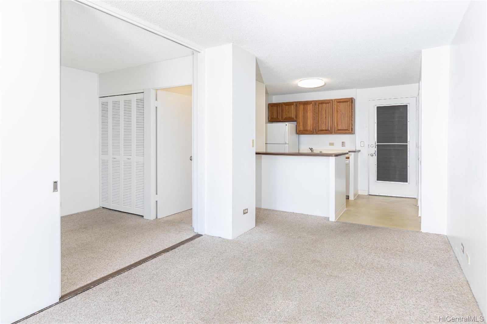 Room For Rent 400 Honolulu