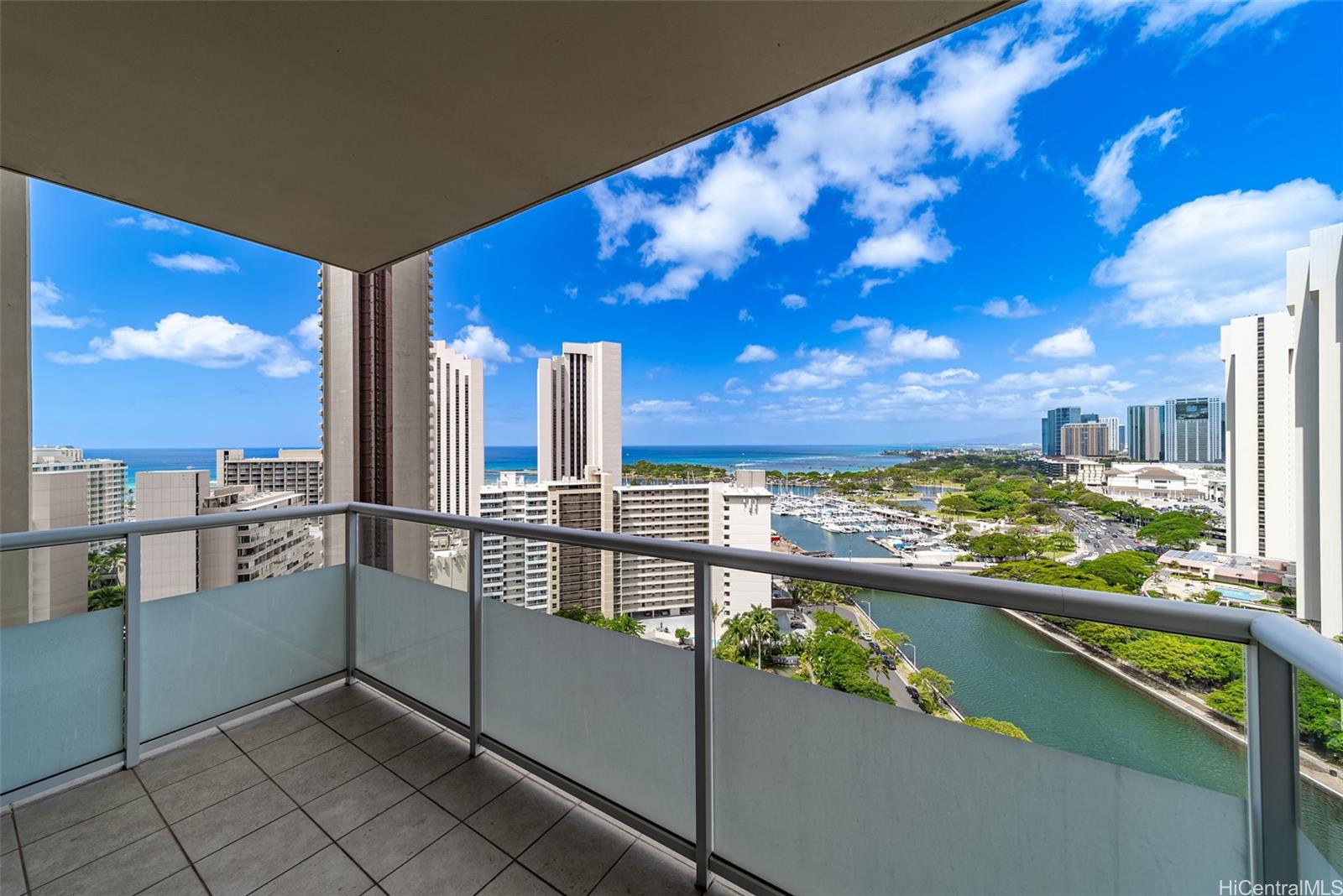 The Watermark condos for sale in Waikiki | Oahu