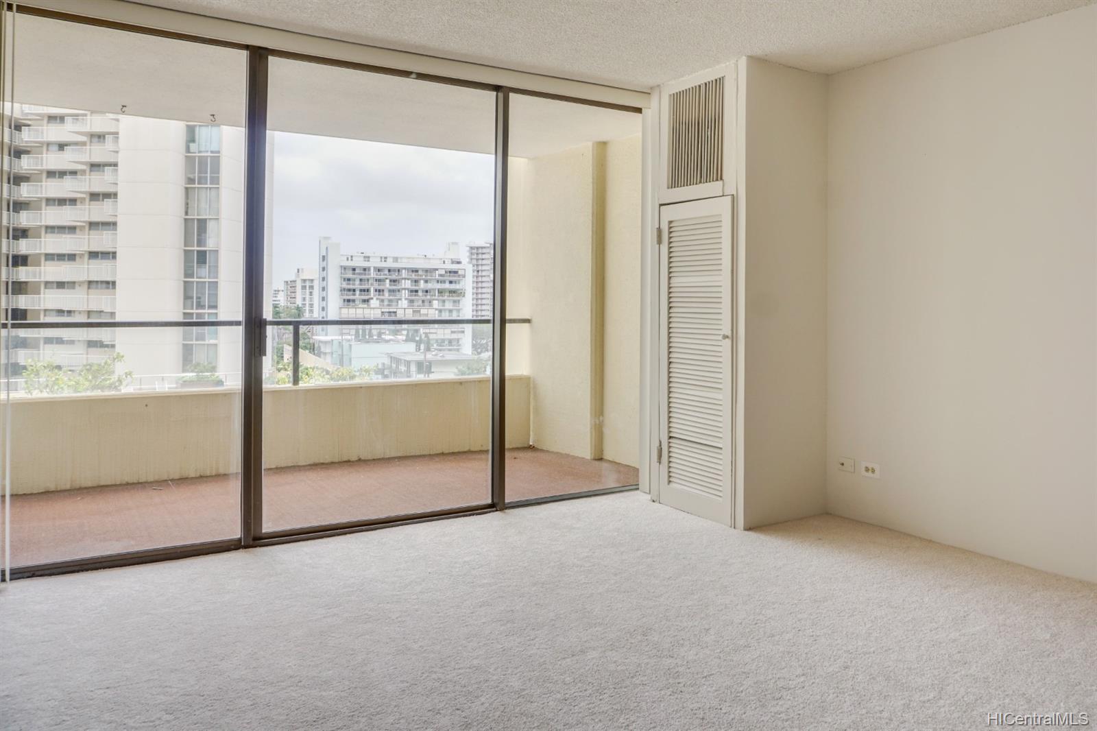1717 Mott Smith Drive 609 Honolulu - Hawaii Rental Mott-Smith Laniloa