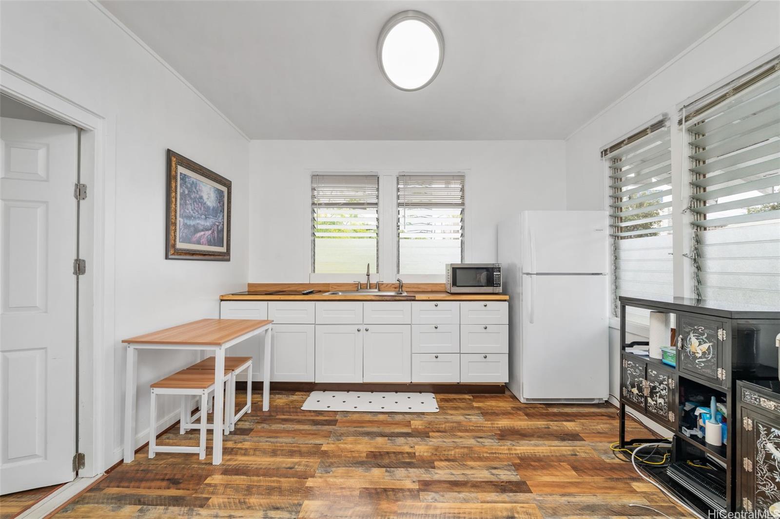 1732 Waiola Street B, Honolulu, Hi 96826 | Pawaa