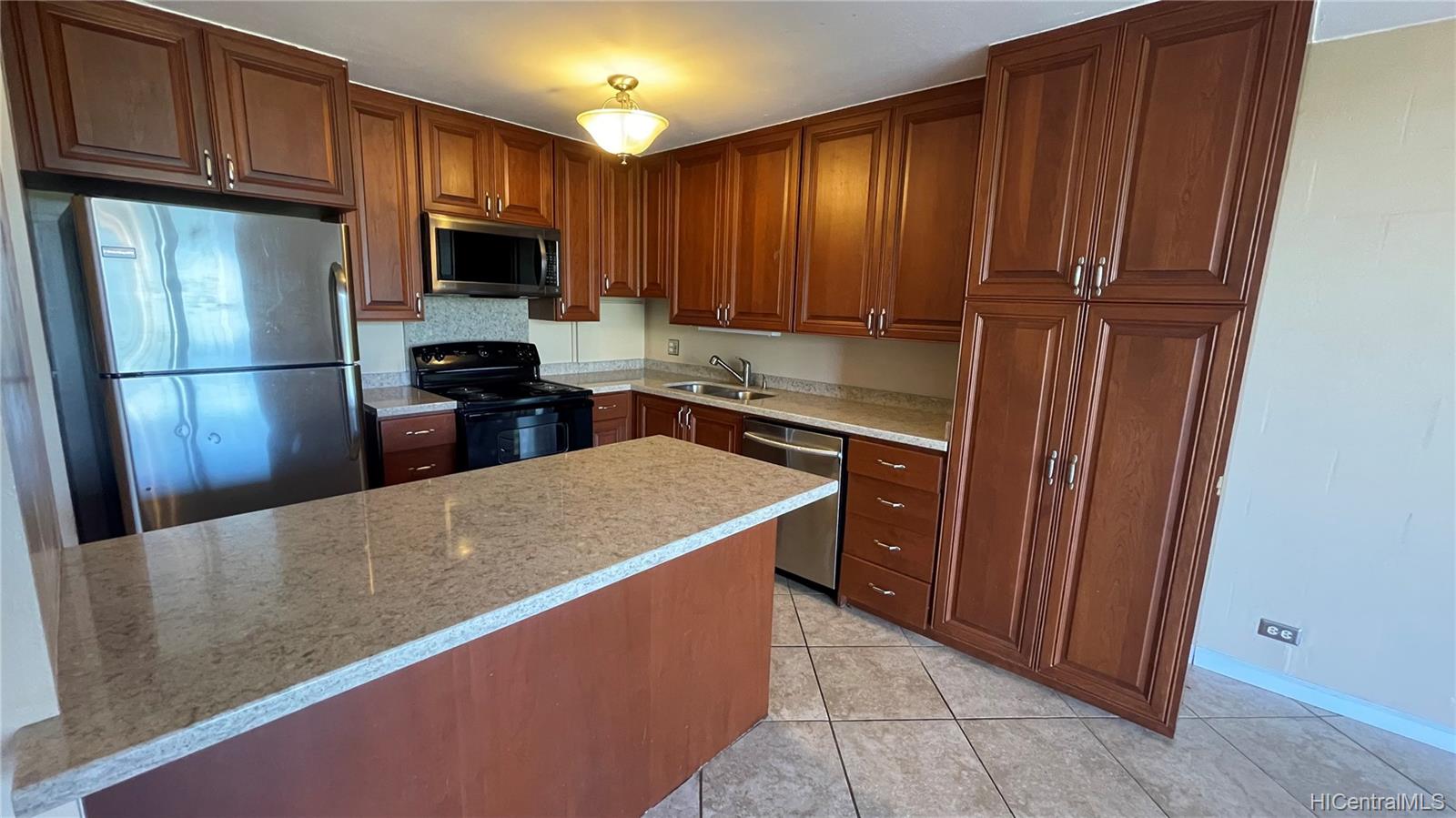 Kemoo By Lake # 606, 1830 Wilikina Drive, Wahiawa | Wilikina condo