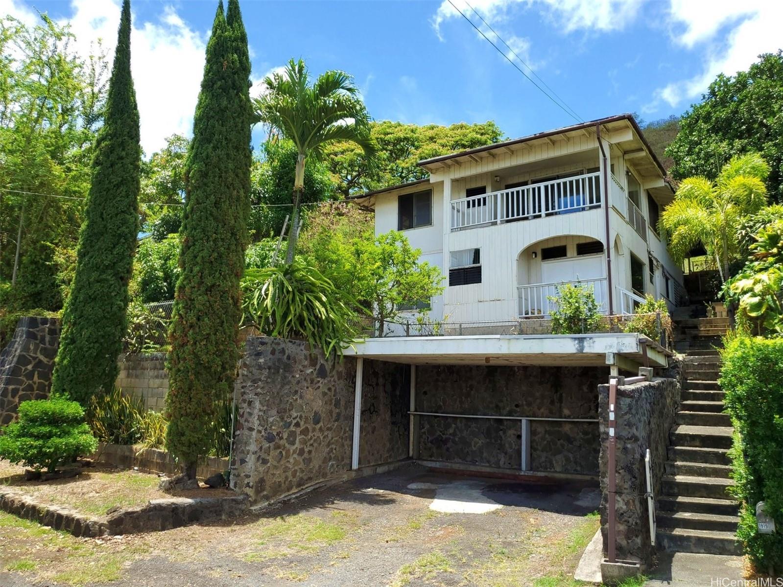 1919 Puowaina Drive , Honolulu, Hi 96813 | Punchbowl Area