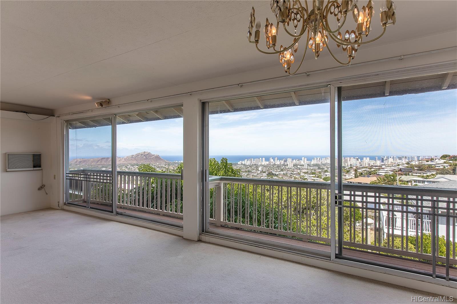 1976 Paula Drive , Honolulu, Hi 96816 | Wilhelmina