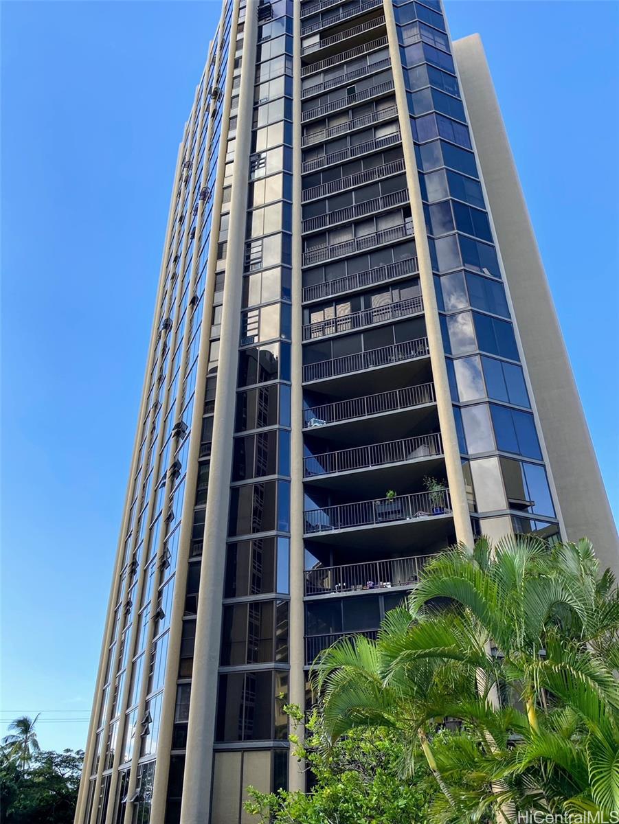 Craigside #I-1901, 2101 Nuuanu Ave, Honolulu | Nuuanu-lower
