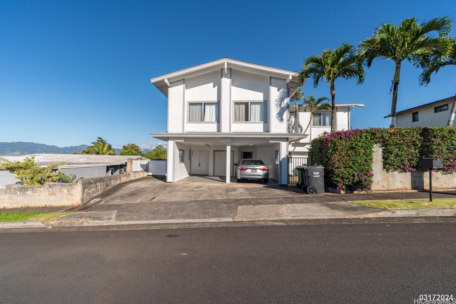 2226 Komo Mai Drive Pearl City - Hawaii Rental