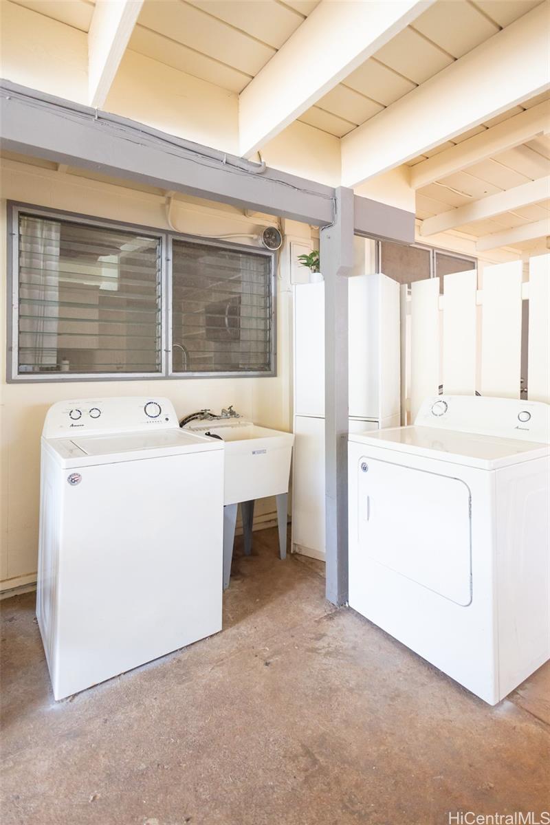 2320 Amoomoo Street Pearl City - Hawaii Rental