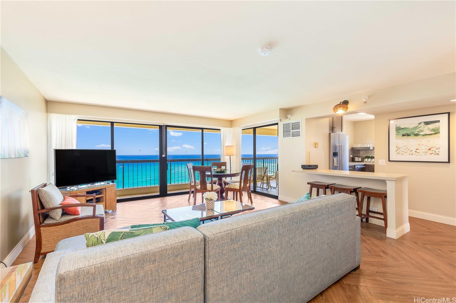 Waikiki Beach Tower #2704, 2470 Kalakaua Ave, Honolulu | Waikiki condo Sold