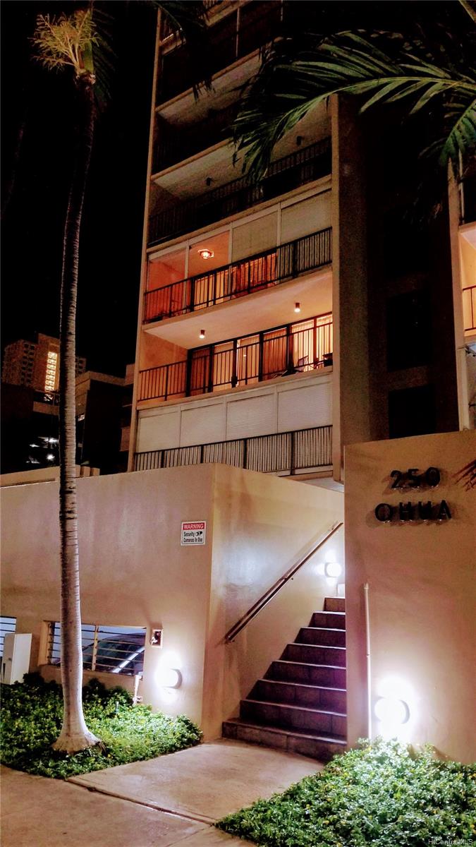 250 Ohua Ave 2F Honolulu - Hawaii Rental 250 Ohua