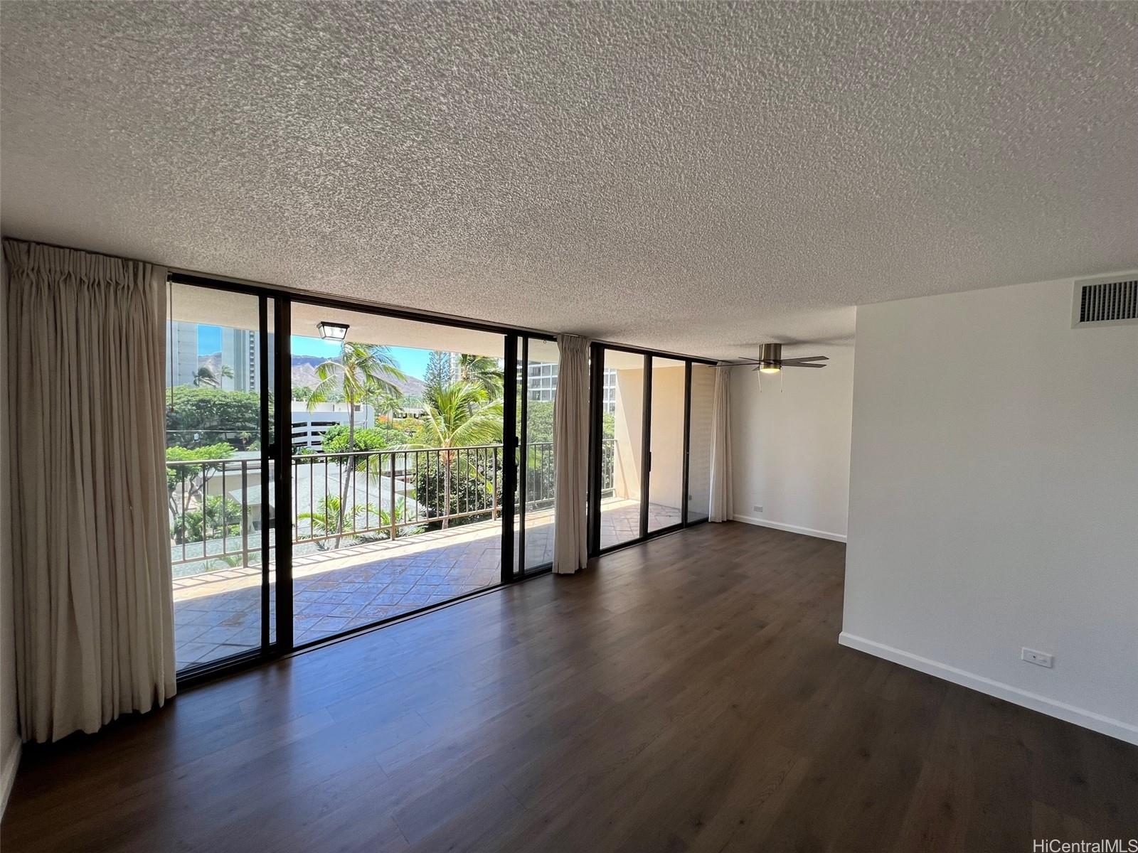 250 Ohua Ave 5D Honolulu - Hawaii Rental 250 Ohua