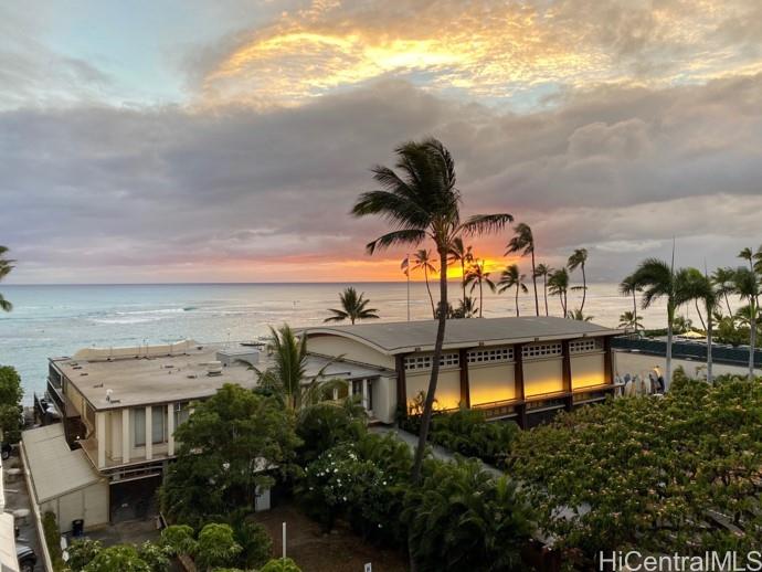 Castle Surf Apts #57, 2937 Kalakaua Ave, Honolulu | Diamond Head