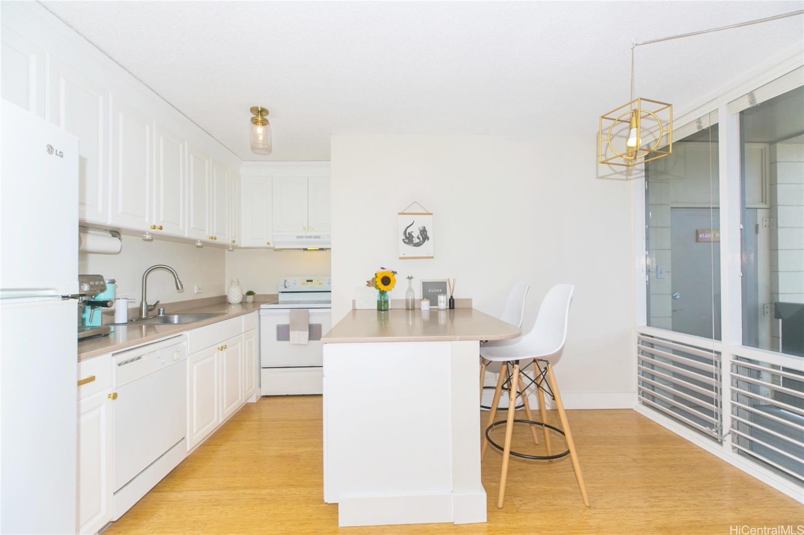 diamond head @ Pualei Cir #301, 3083 Pualei Circle, Honolulu | Diamond Head