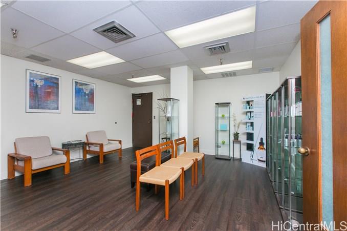 321 401 & 402 Kuakini Street, Honolulu - Commercial real estate in ...