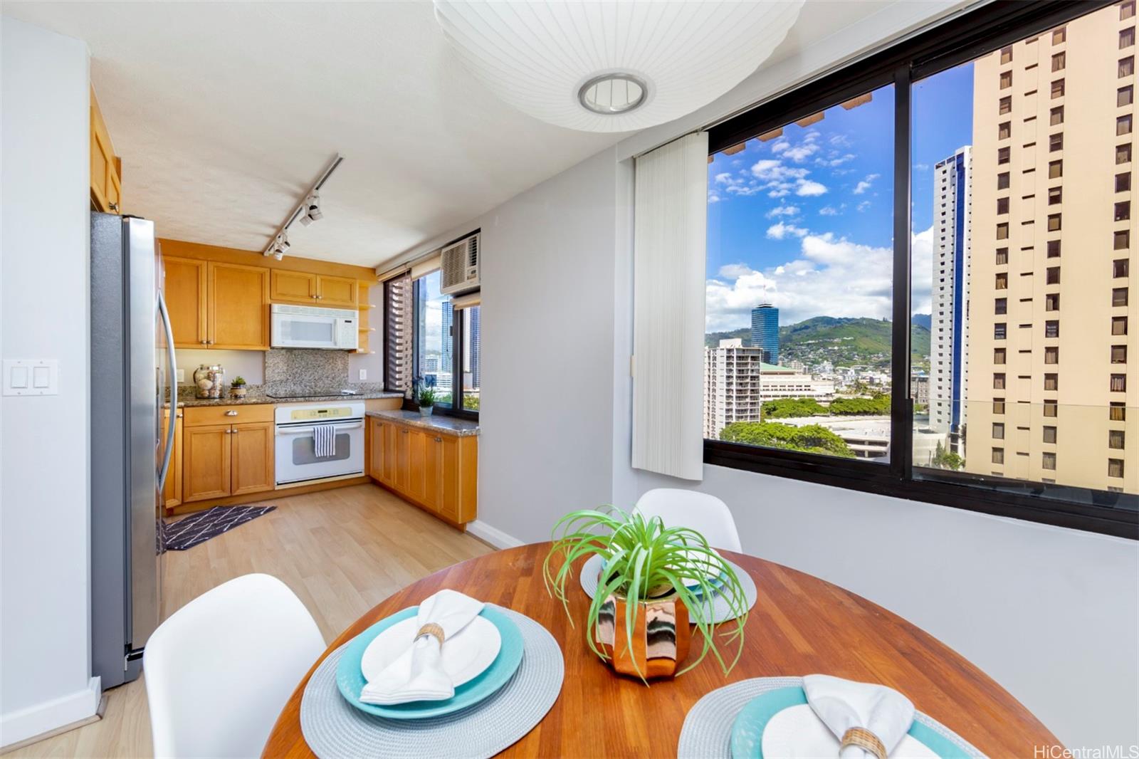 Windsor The #1402, 343 Hobron Lane, Honolulu | Waikiki condo Active ...