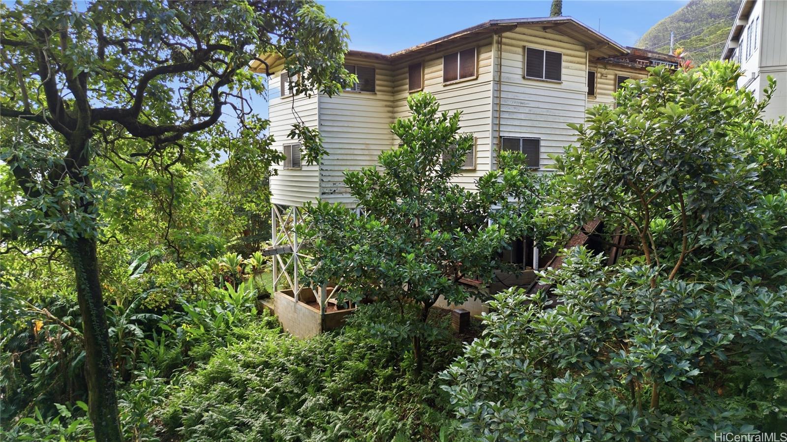 3787 Kumulani Place , Honolulu, Hi 96822 | Manoa-upper