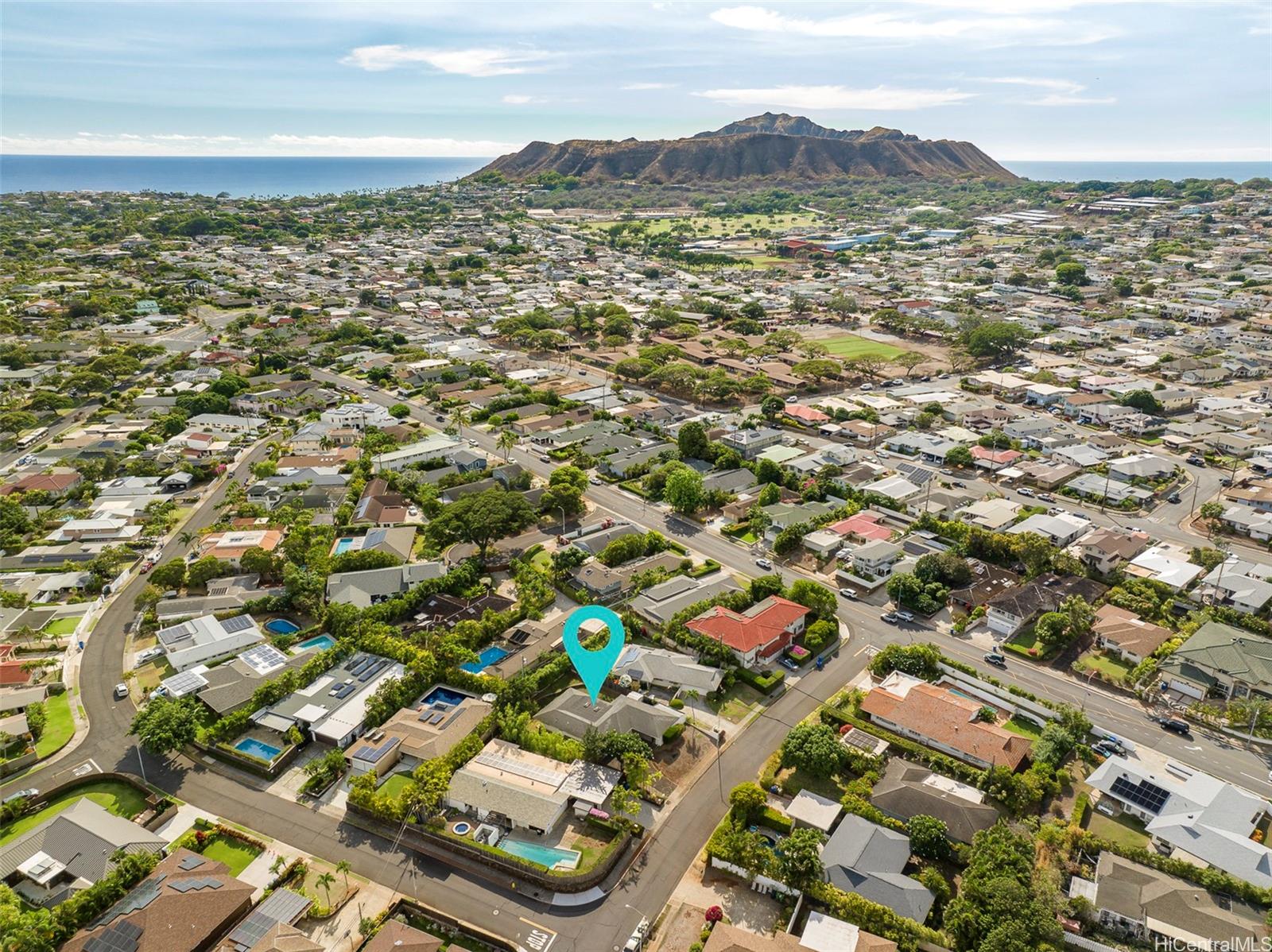 4221 Amau St , Honolulu, Hi 96816 | Kahala Area
