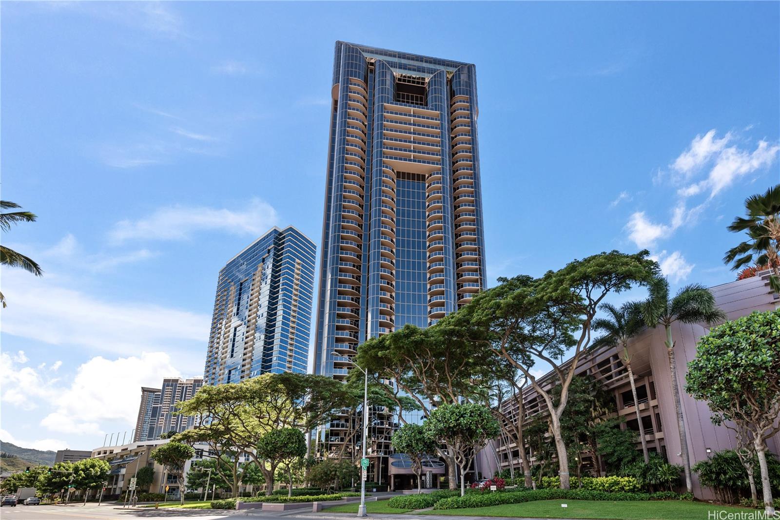 One Waterfront Tower #903, 425 South Street, Honolulu | Kakaako