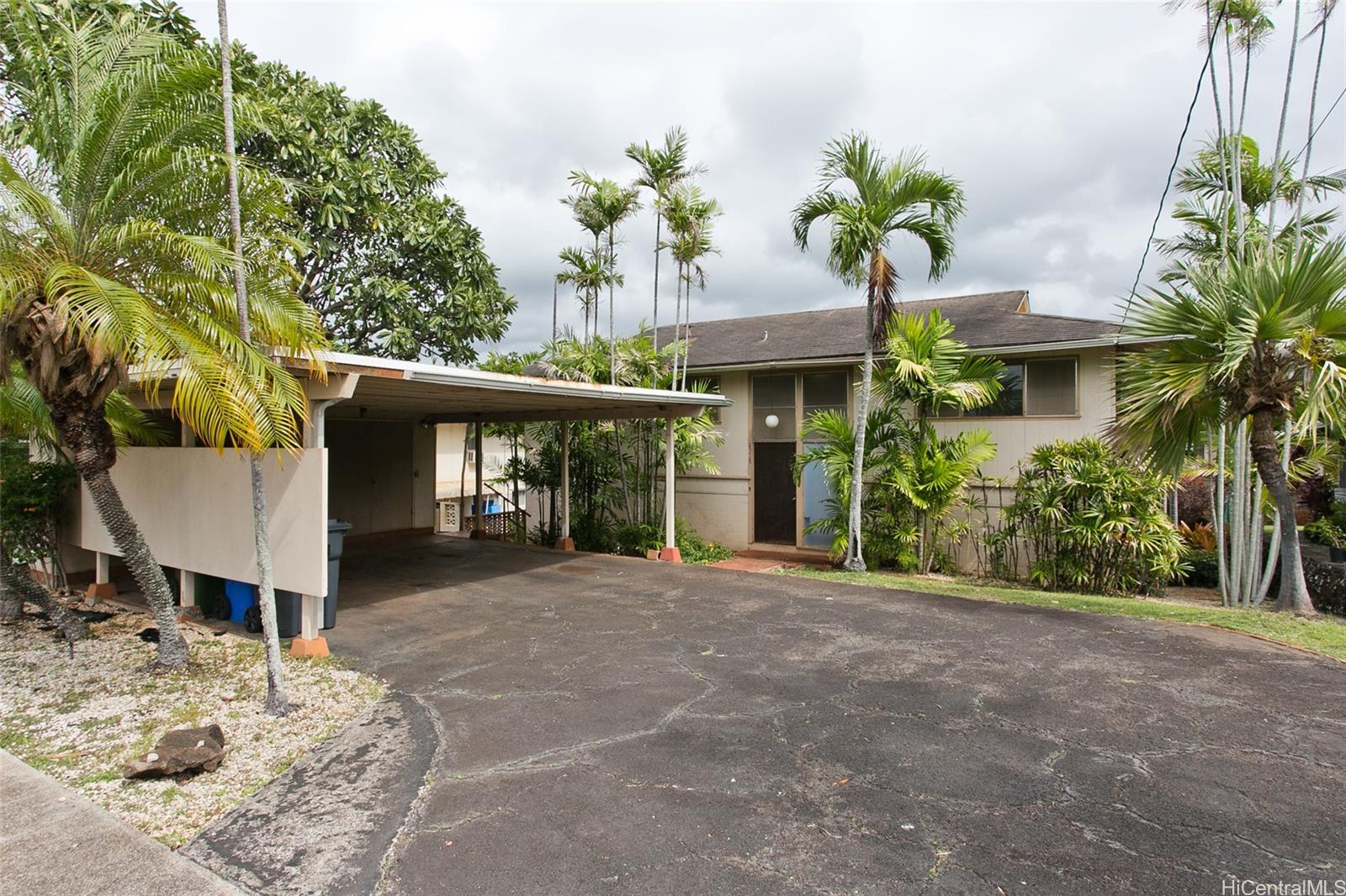 4318 Piikea Pl , Honolulu, Hi 96818 | Foster Village