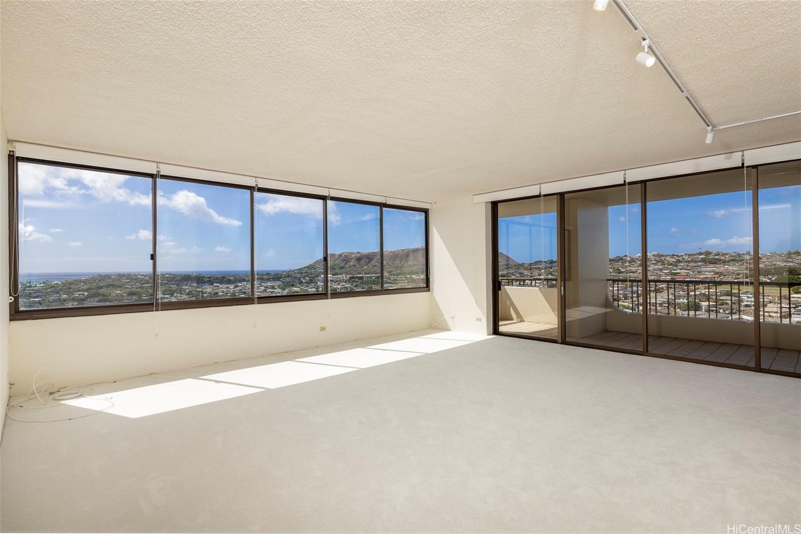 Regency at Kahala #18C, 4340 Pahoa Ave, Honolulu | Kahala Area