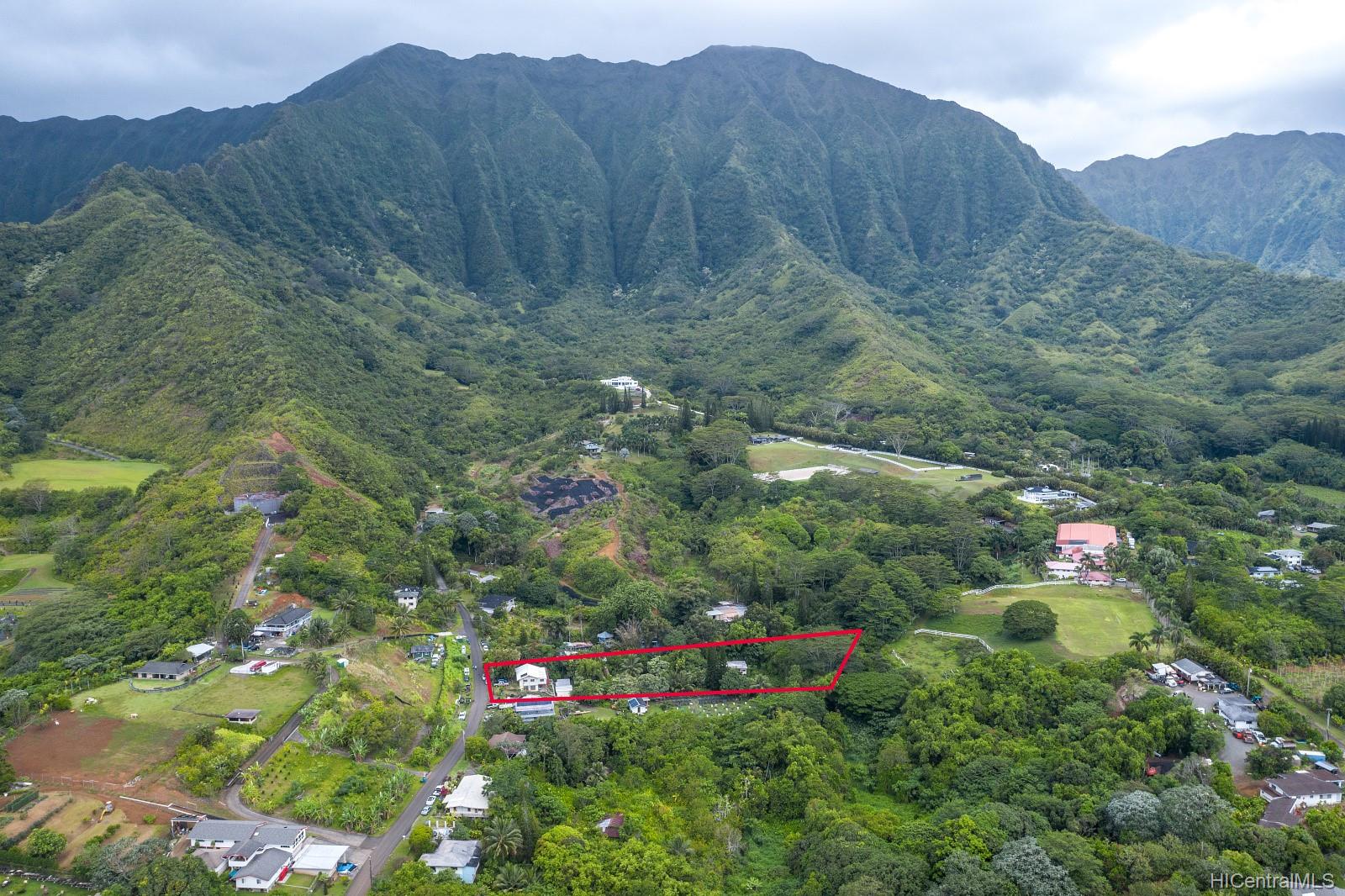 47-421 Mahakea Road , Kaneohe, Hi 96744 | Kaalaea