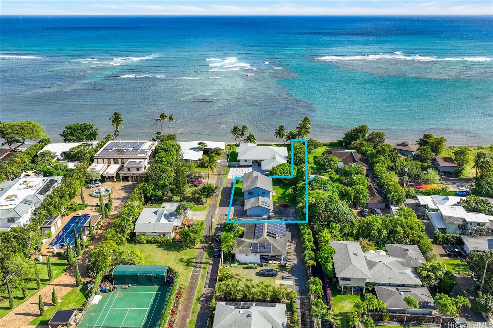 5225 Kalanianaole Hwy , Honolulu, Hi 96821 | Aina Haina Beach