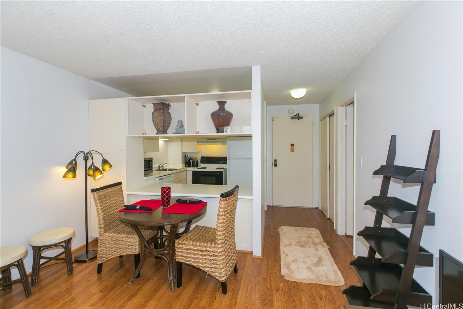 Kukui Plaza #D1007, 55 Kukui Street, Honolulu | Downtown