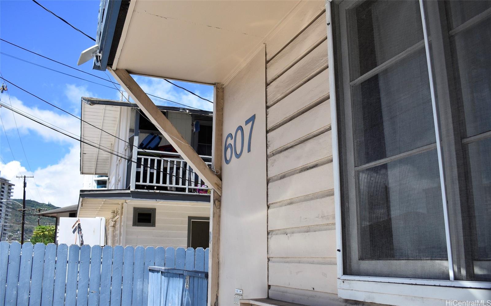 Coco Court #3, 607 Isenberg Street, Honolulu | Moiliili