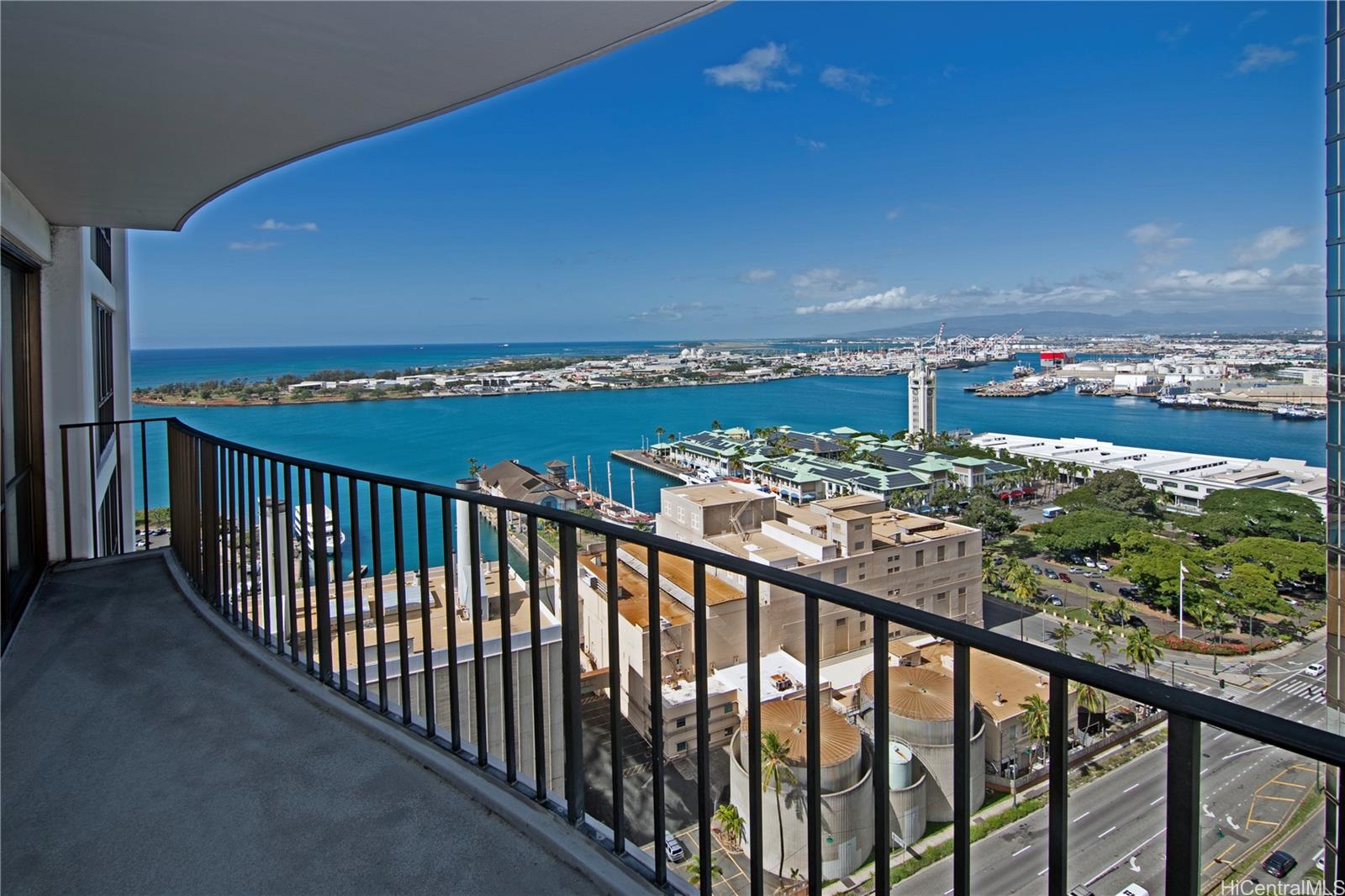 Harbor Square #2502, 700 Richards Street, Honolulu | Downtown