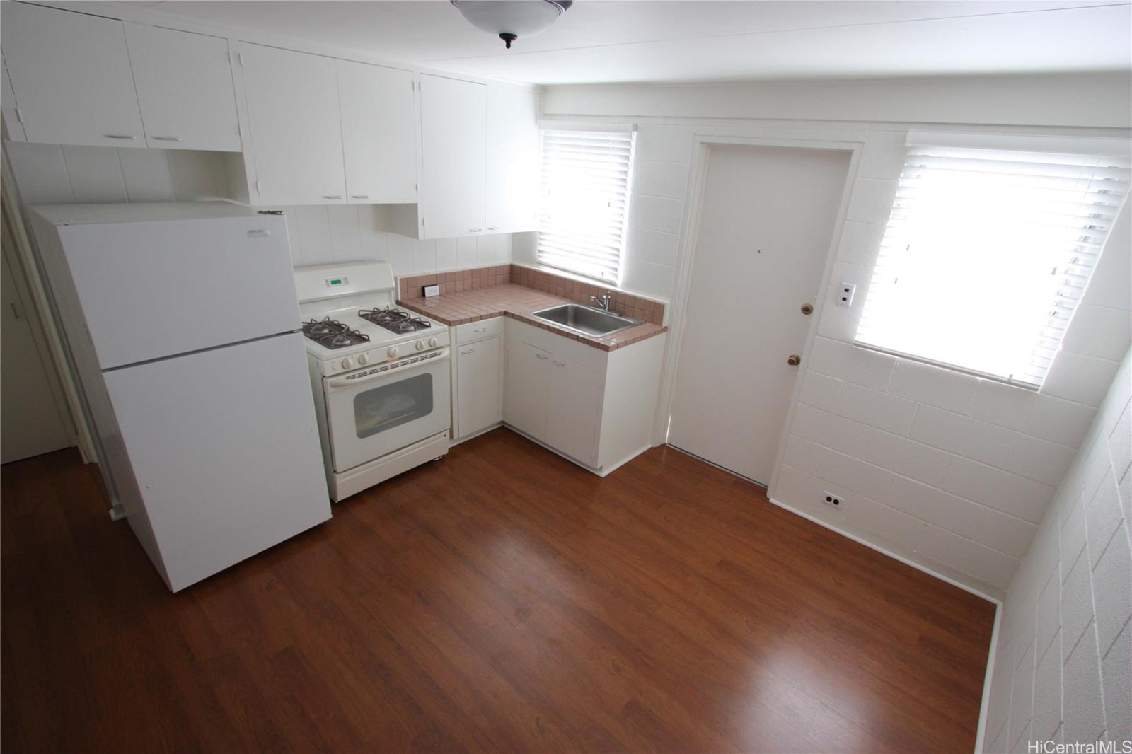701 Pensacola Street B Honolulu - Hawaii Rental