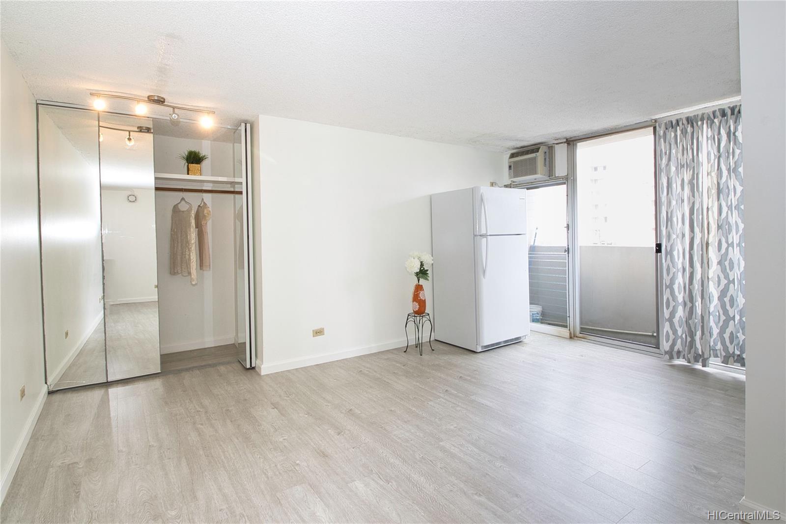 Ward Kinau #202, 824 Kinau Street, Honolulu | Punchbowl-lower