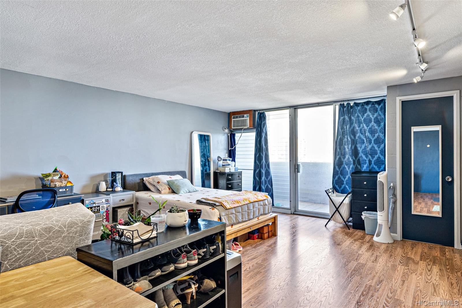 Ward Kinau #807, 824 Kinau Street, Honolulu | Punchbowl-lower