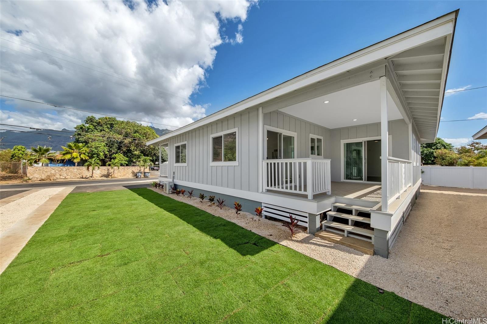 84-621 Lahaina St , Waianae, Hi 96792 | Makaha