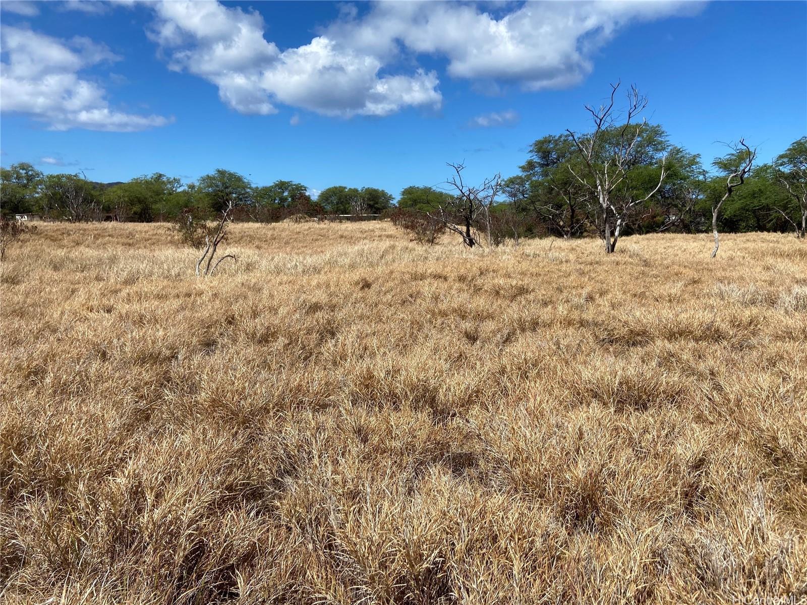 86-335 KUWALE Road , Waianae, Hi 96792 - Lualualei