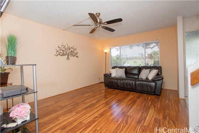 Associa # 64, 92-1250 Makakilo Dr, Kapolei | Makakilo-upper townhouse Sold