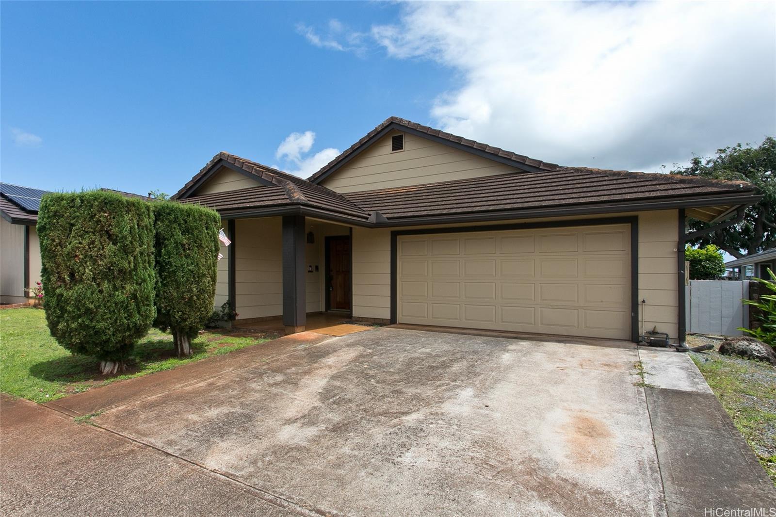 94-1051 Poe Place , Waipahu, Hi 96797 | Waipio Gentry